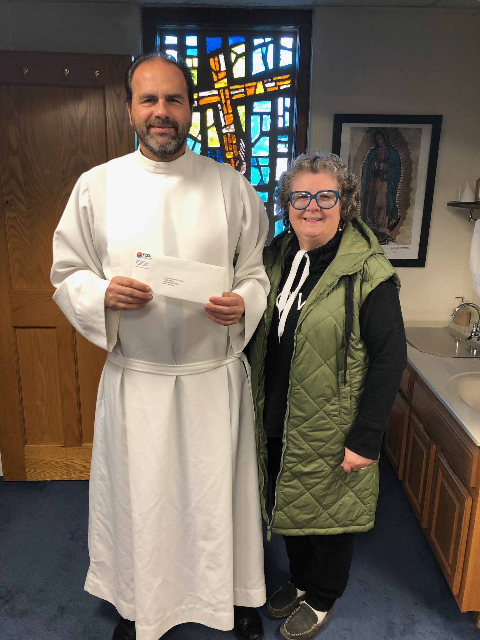 Branch 746 Donates to St. John the Apostle Church Food Pantry - FCSU